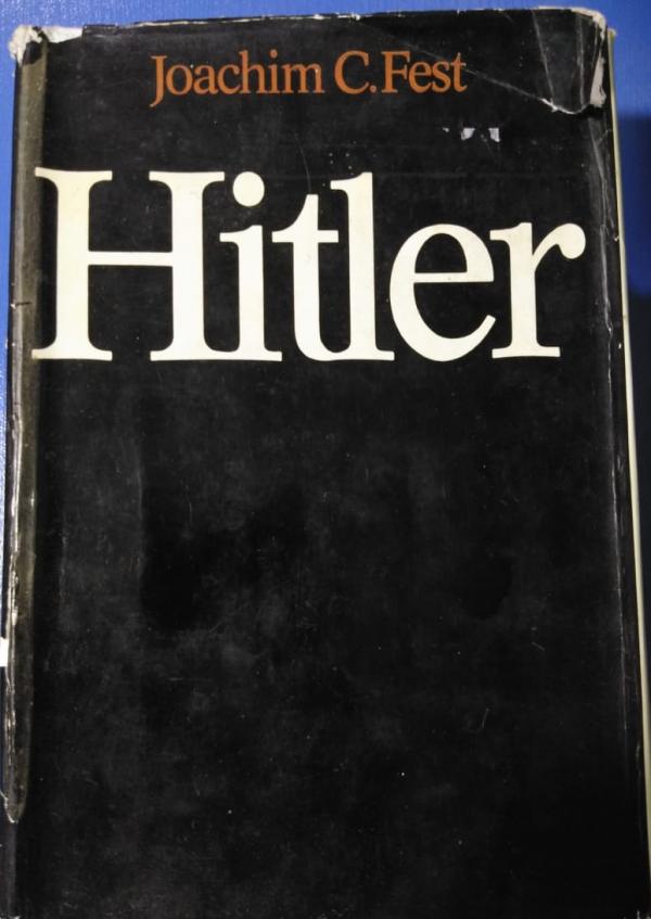 Hitler – Global Books